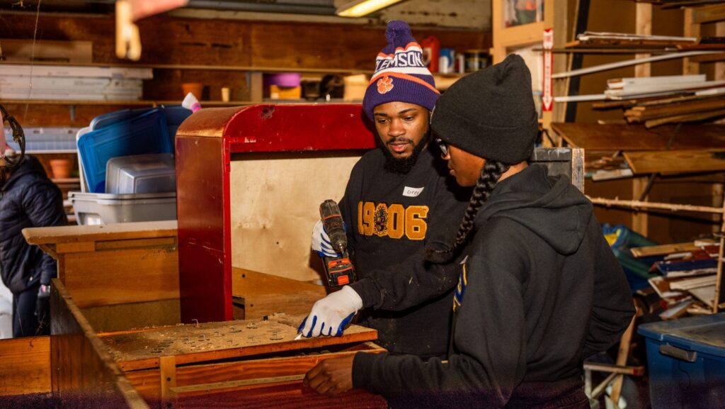 Managing time and attendance: Update to Kronos transition plan, system ...